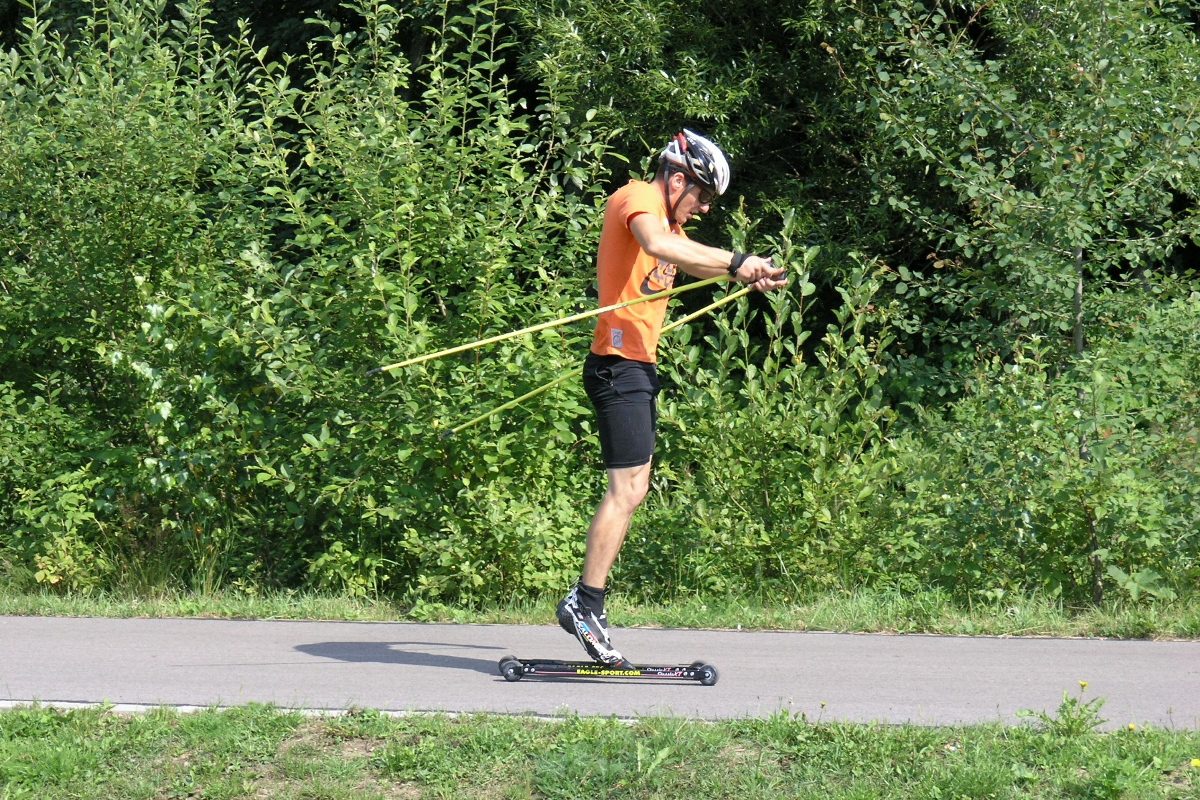 Kurs techniki klasycznej na nartorolkach - wprowadzenie i bezkrok